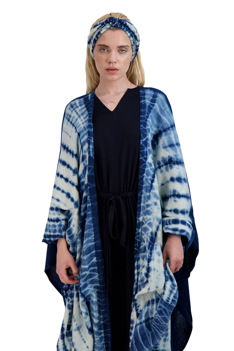 Indigo Poncho – Paola Hernandez